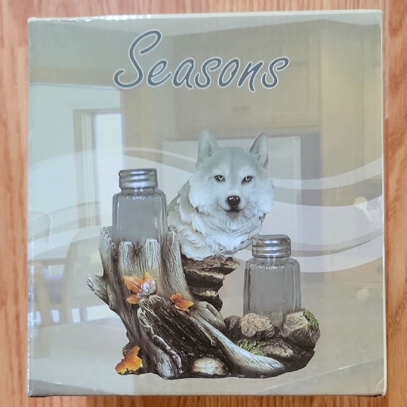 DWK Corporation | Kitchen | Nib Wolf Salt And Pepper Shaker Set | Poshmark